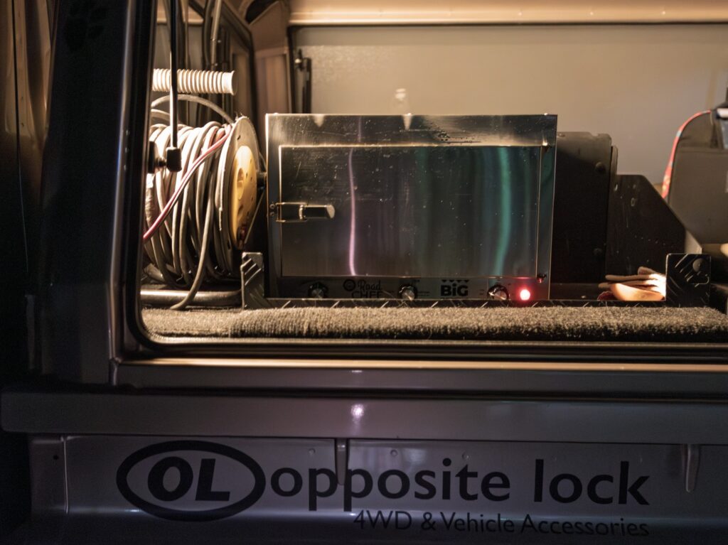 12V Oven - Opposite Lock